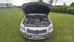 Grey Toyota Avensis 2007 in Dobele, with an engine capacity of 2.20 L and mileage of 332 thousand km for 2150 €, photo  on AUTOMOTO.COM.LV