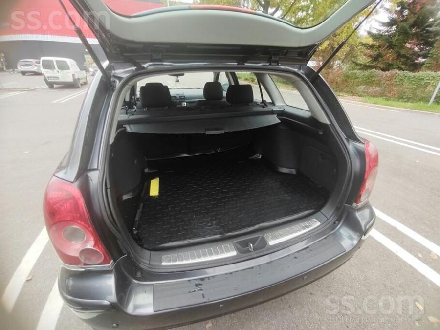 Серый Тойота Авенсис 2007 в Рига, объемом двигателя 2.00 л и пробегом 329 тыс. км за 1800 €, фото 6 на AUTOMOTO.COM.LV