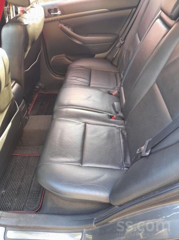 Grey Toyota Avensis 2007 in Daugavpils, with an engine capacity of 2.00 L and mileage of 297 thousand km for 750 €, photo 6 on AUTOMOTO.COM.LV
