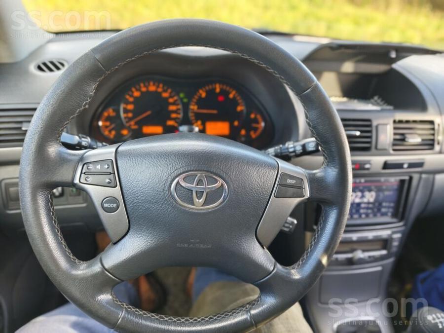 Grey Toyota Avensis 2007 in Liepaja, with an engine capacity of 2.20 L and mileage of 375 thousand km for 2250 €, photo 13 on AUTOMOTO.COM.LV