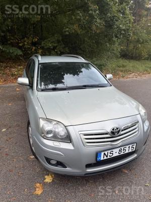 Pelēks Toyota Avensis 2007 Rīga, ar dzinēja tilpumu 2.00 L un nobraukumu 343 tūkst. km par 1900 €, foto 3 vietnē AUTOMOTO.COM.LV
