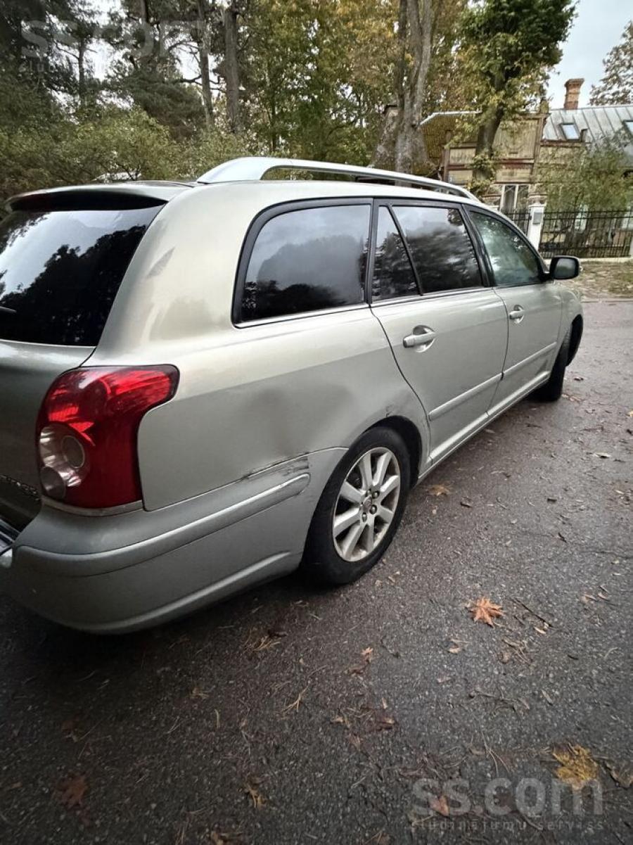 Pelēks Toyota Avensis 2007 Rīga, ar dzinēja tilpumu 2.00 L un nobraukumu 343 tūkst. km par 1900 €, foto 12 vietnē AUTOMOTO.COM.LV