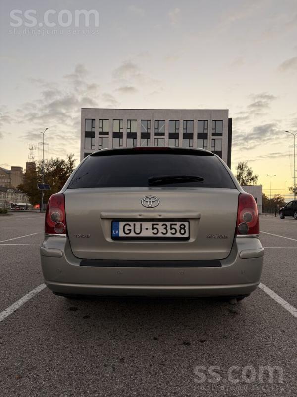 Toyota Avensis 2007 Rīga vietnē Pelēks Toyota Avensis 2007 Rīga, ar dzinēja tilpumu 2.00 L un nobraukumu 254 tūkst. km par 2100 €, foto 5 vietnē AUTOMOTO.COM.LV