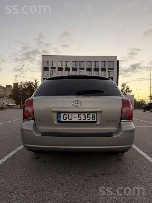 Pelēks Toyota Avensis 2007 Rīga, ar dzinēja tilpumu 2.00 L un nobraukumu 254 tūkst. km par 2100 €, foto 5 vietnē AUTOMOTO.COM.LV