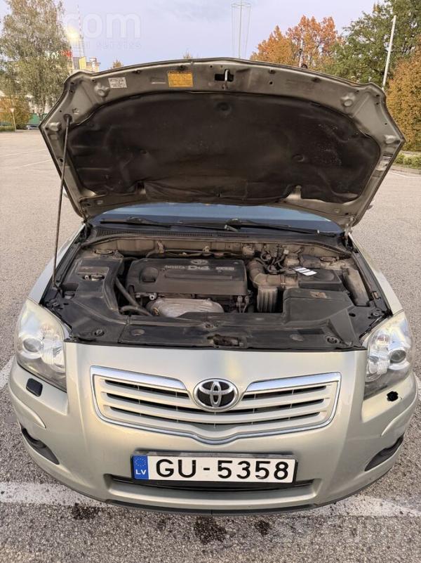 Toyota Avensis 2007 Rīga vietnē Pelēks Toyota Avensis 2007 Rīga, ar dzinēja tilpumu 2.00 L un nobraukumu 254 tūkst. km par 2100 €, foto 11 vietnē AUTOMOTO.COM.LV