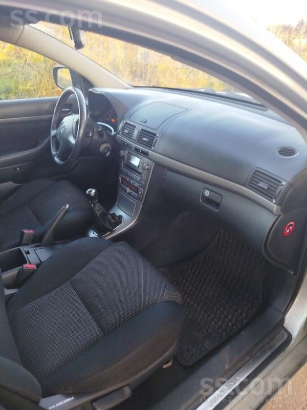 Toyota Avensis 2007 Rēzekne vietnē Pelēks Toyota Avensis 2007 Rēzekne, ar dzinēja tilpumu 2.20 L un nobraukumu 290 tūkst. km par 1824 €, foto 5 vietnē AUTOMOTO.COM.LV