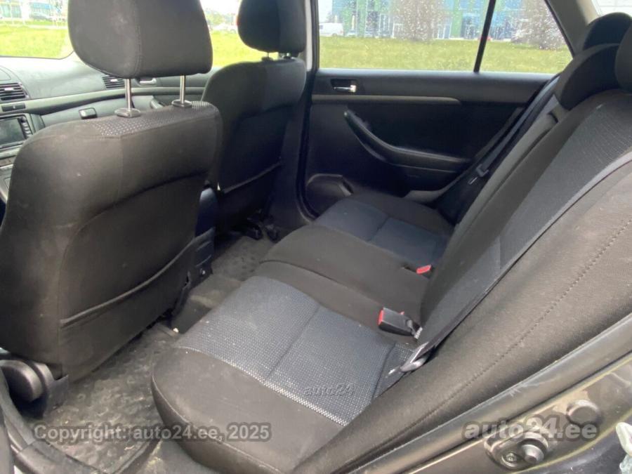 Grey Toyota Avensis 2008 in Tallinn, with an engine capacity of 2.00 L and mileage of 385 thousand km for 2600 €, photo 5 on AUTOMOTO.COM.LV