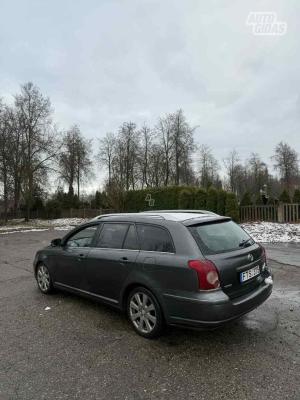 Grey Toyota Avensis 2008 in Siauliai, with an engine capacity of 2.00 L and mileage of 290 thousand km for 1850 €, photo  on AUTOMOTO.COM.LV