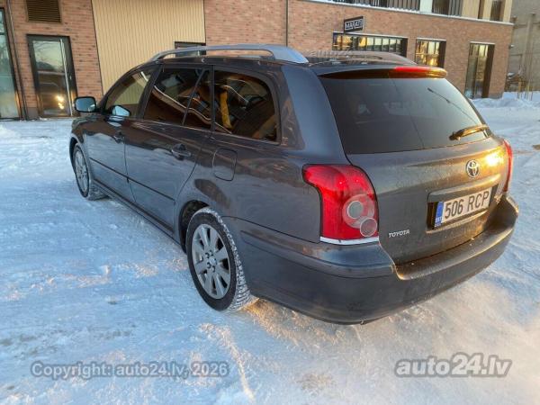 Grey Toyota Avensis 2008 in Tallinn, with an engine capacity of 2.00 L and mileage of 304 thousand km for 2790 €, photo 6 on AUTOMOTO.COM.LV