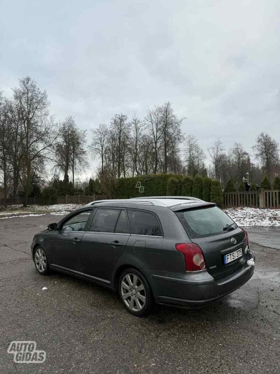 Pelēks Toyota Avensis 2008 Šauļi, ar dzinēja tilpumu 2.00 L un nobraukumu 300 tūkst. km par 1650 €, foto 2 vietnē AUTOMOTO.COM.LV