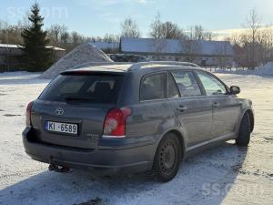 Grey Toyota Avensis 2008 in Cesis, with an engine capacity of 2.00 L and mileage of 287 thousand km for 2650 €, photo 3 on AUTOMOTO.COM.LV