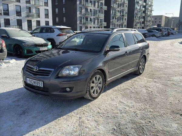 Pelēks Toyota Avensis 2008 Viļņa, ar dzinēja tilpumu 1.80 L un nobraukumu 222 tūkst. km par 2950 €, foto 11 vietnē AUTOMOTO.COM.LV