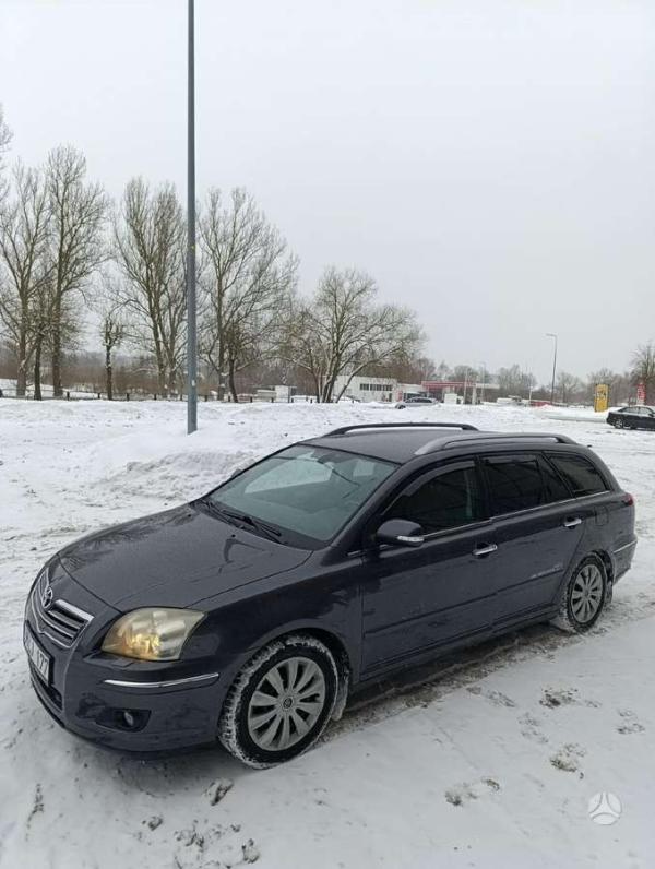 Grey Toyota Avensis 2008 in Siauliai, with an engine capacity of 1.99 L and mileage of 268 thousand km for 3100 €, photo 5 on AUTOMOTO.COM.LV