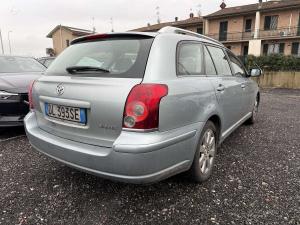 Pelēks Toyota Avensis 2008 Šauļi, ar dzinēja tilpumu 1.79 L un nobraukumu 222 tūkst. km par 2950 €, foto 4 vietnē AUTOMOTO.COM.LV