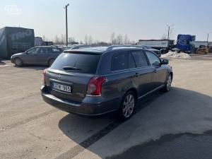 Grey Toyota Avensis 2008 in Vilnius, with an engine capacity of 2.00 L and mileage of 424 thousand km for 1100 €, photo 5 on AUTOMOTO.COM.LV