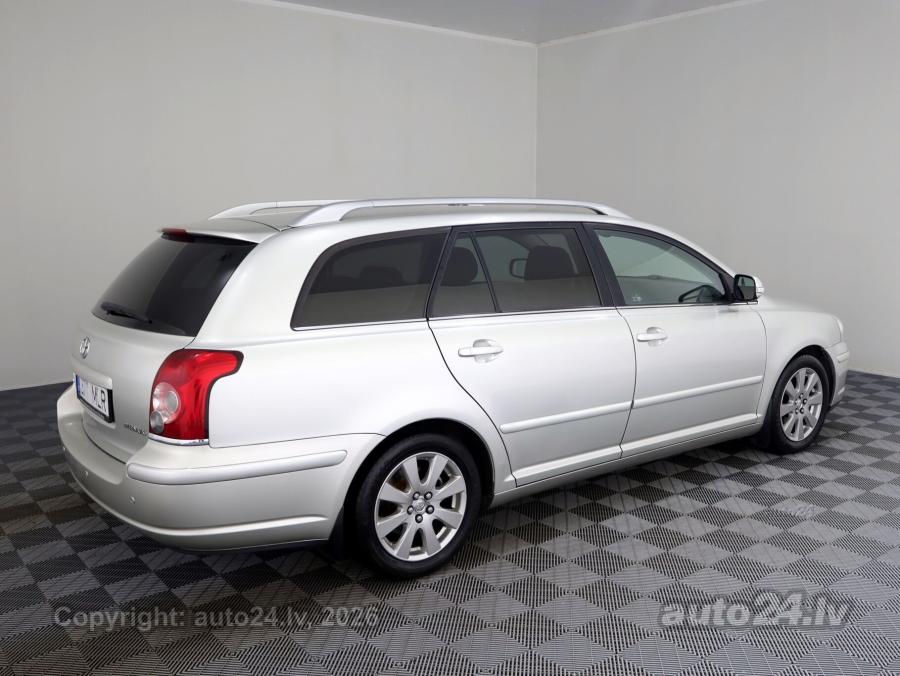 Серый Тойота Авенсис 2008 в Таллин, объемом двигателя 1.80 л и пробегом 225 тыс. км за 2999 €, фото 4 на AUTOMOTO.COM.LV