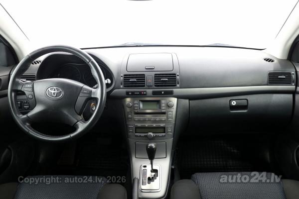 Серый Тойота Авенсис 2008 в Таллин, объемом двигателя 1.80 л и пробегом 225 тыс. км за 2999 €, фото 5 на AUTOMOTO.COM.LV