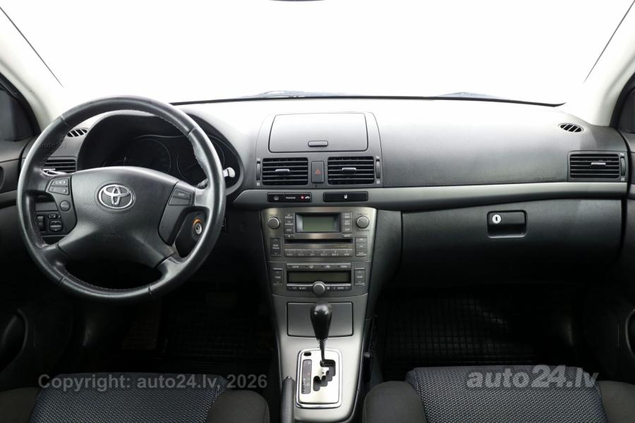 Серый Тойота Авенсис 2008 в Таллин, объемом двигателя 1.80 л и пробегом 225 тыс. км за 2999 €, фото 6 на AUTOMOTO.COM.LV