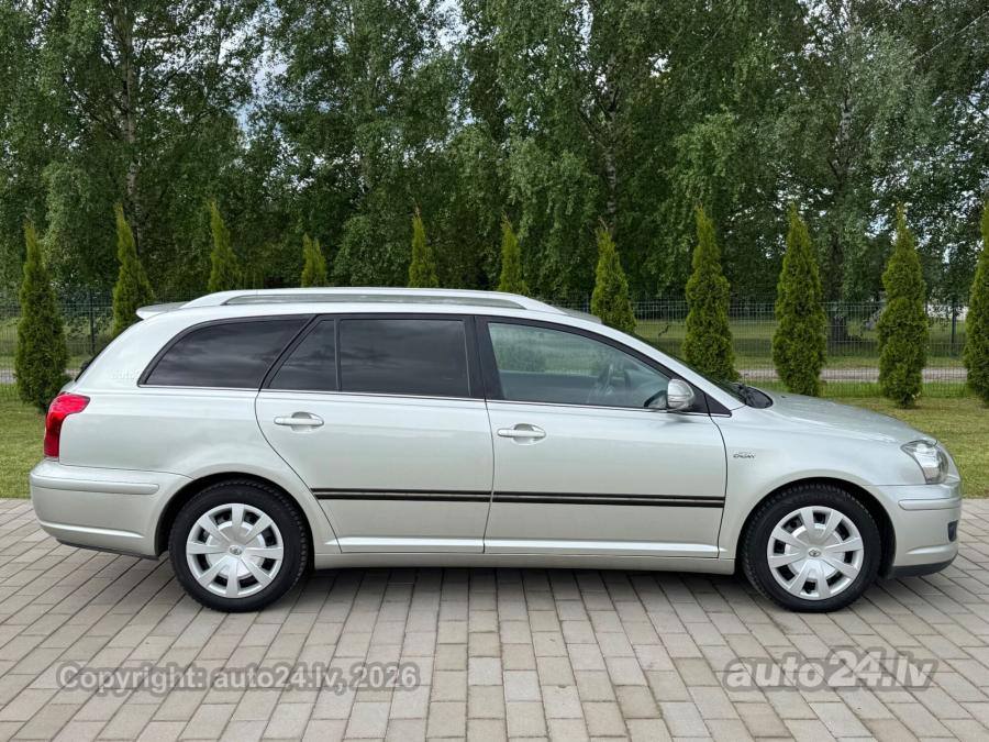 Серый Тойота Авенсис 2008 в Тарту, объемом двигателя 2.20 л и пробегом 208 тыс. км за 3999 €, фото 12 на AUTOMOTO.COM.LV