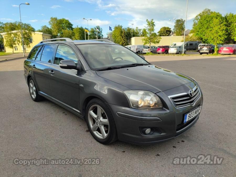 Grey Toyota Avensis 2008 in Tallinn, with an engine capacity of 2.20 L and mileage of 198 thousand km for 3000 €, photo 1 on AUTOMOTO.COM.LV