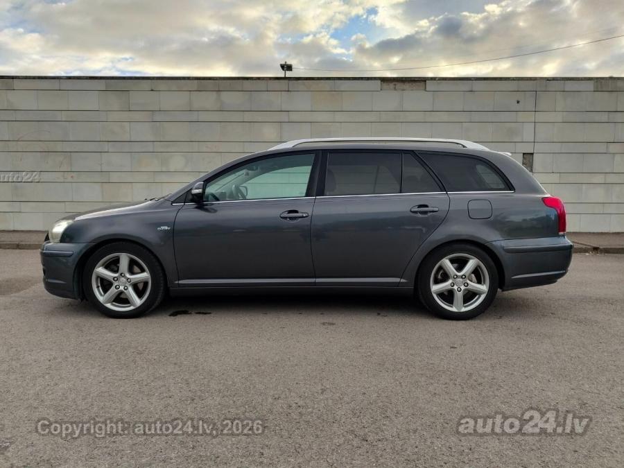 Grey Toyota Avensis 2008 in Tallinn, with an engine capacity of 2.20 L and mileage of 198 thousand km for 3000 €, photo 5 on AUTOMOTO.COM.LV