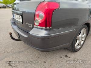 Grey Toyota Avensis 2008 in Tallinn, with an engine capacity of 2.20 L and mileage of 198 thousand km for 3000 €, photo 7 on AUTOMOTO.COM.LV