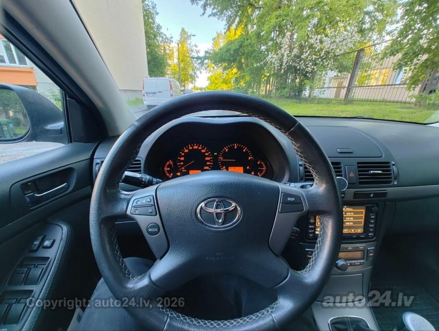 Grey Toyota Avensis 2008 in Tallinn, with an engine capacity of 2.20 L and mileage of 198 thousand km for 3000 €, photo 16 on AUTOMOTO.COM.LV