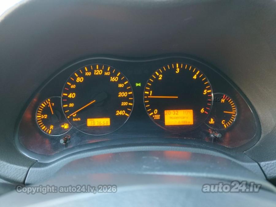 Grey Toyota Avensis 2008 in Tallinn, with an engine capacity of 2.20 L and mileage of 198 thousand km for 3000 €, photo 17 on AUTOMOTO.COM.LV