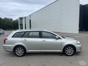 Pelēks Toyota Avensis 2008 Kauņa, ar dzinēja tilpumu 2.00 L un nobraukumu 300 tūkst. km par 1650 €, foto 5 vietnē AUTOMOTO.COM.LV