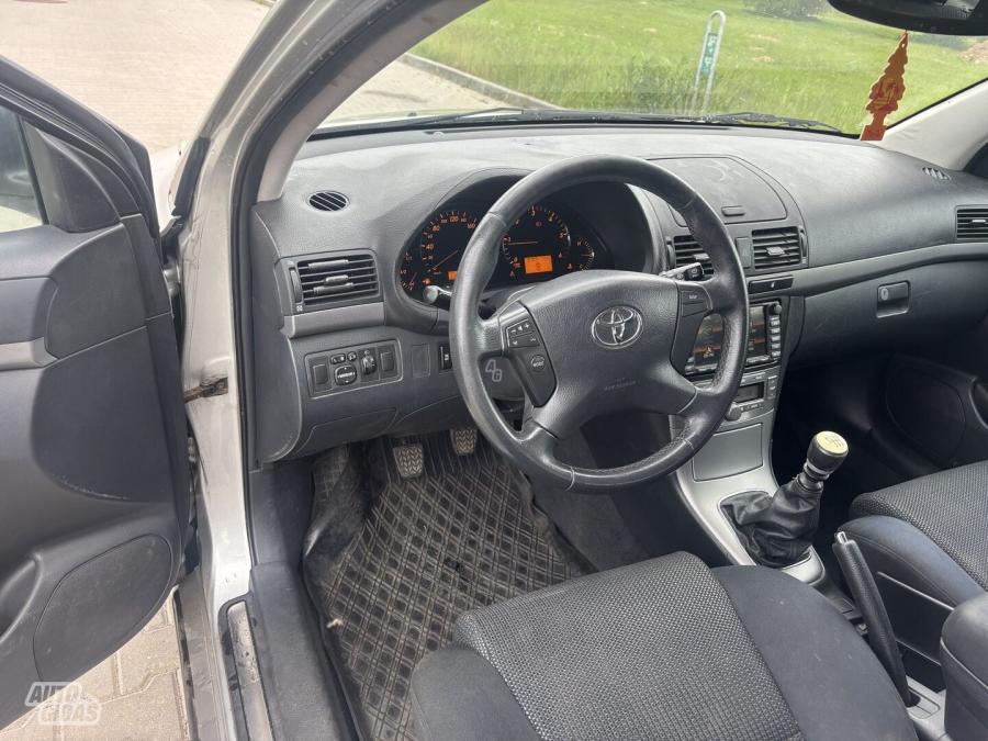 Pelēks Toyota Avensis 2008 Kauņa, ar dzinēja tilpumu 2.00 L un nobraukumu 300 tūkst. km par 1650 €, foto 9 vietnē AUTOMOTO.COM.LV