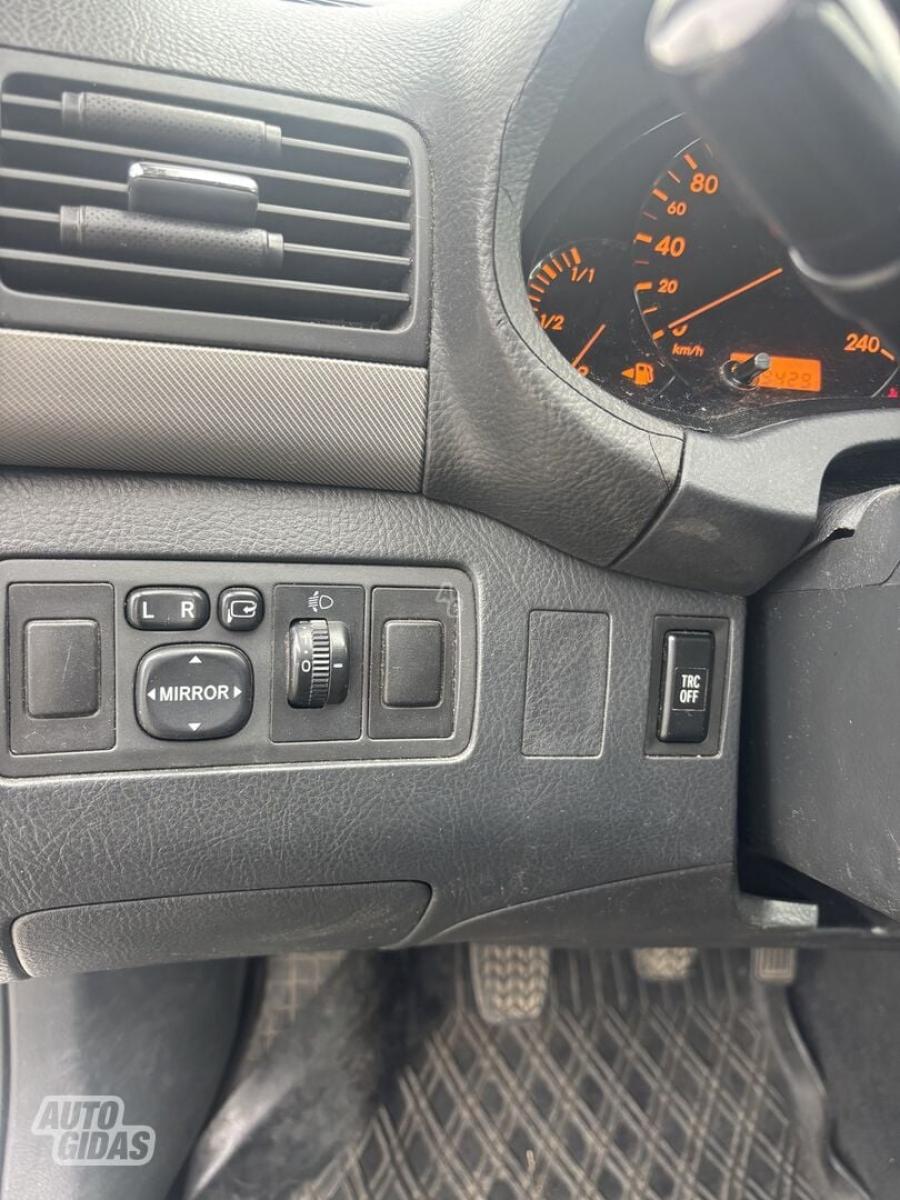Pelēks Toyota Avensis 2008 Kauņa, ar dzinēja tilpumu 2.00 L un nobraukumu 300 tūkst. km par 1650 €, foto 12 vietnē AUTOMOTO.COM.LV
