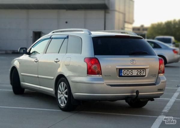 Grey Toyota Avensis 2008 in Vilnius, with an engine capacity of 2.20 L and mileage of 300 thousand km for 2150 €, photo 2 on AUTOMOTO.COM.LV