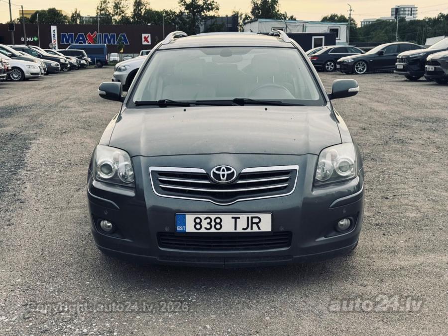 Серый Тойота Авенсис 2008 в Таллин, объемом двигателя 2.20 л и пробегом 250 тыс. км за 1500 €, фото 3 на AUTOMOTO.COM.LV