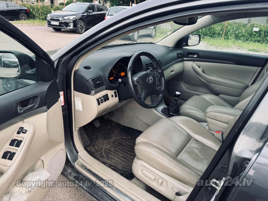 Серый Тойота Авенсис 2008 в Таллин, объемом двигателя 2.20 л и пробегом 250 тыс. км за 1500 €, фото 9 на AUTOMOTO.COM.LV