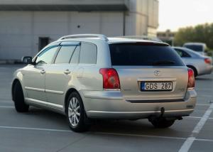 Grey Toyota Avensis 2008 in Vilnius, with an engine capacity of 2.20 L and mileage of 300 thousand km for 2100 €, photo 4 on AUTOMOTO.COM.LV