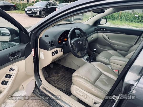Серый Тойота Авенсис 2008 в Таллин, объемом двигателя 2.20 л и пробегом 250 тыс. км за 1500 €, фото 6 на AUTOMOTO.COM.LV