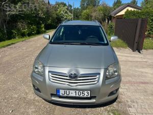 Серый Тойота Авенсис 2008 в Елгава, объемом двигателя 2.20 л и пробегом 284 тыс. км за 2500 €, фото 5 на AUTOMOTO.COM.LV