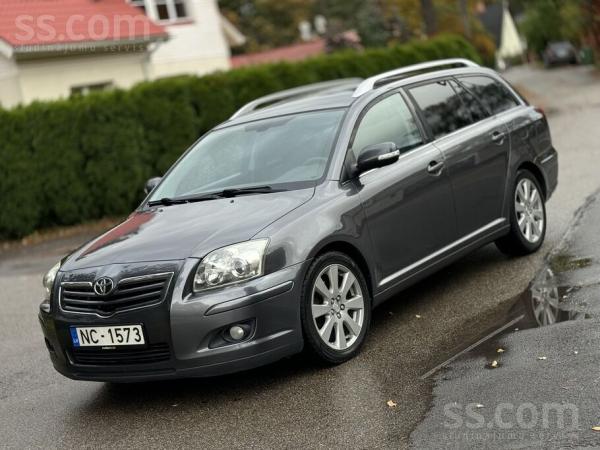 Серый Тойота Авенсис 2008 в Юрмала, объемом двигателя 2.00 л и пробегом 412 тыс. км за 2490 €, фото 1 на AUTOMOTO.COM.LV