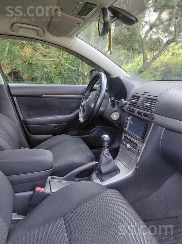Pelēks Toyota Avensis 2008 Limbaži, ar dzinēja tilpumu 2.00 L un nobraukumu 292 tūkst. km par 2500 €, foto 4 vietnē AUTOMOTO.COM.LV
