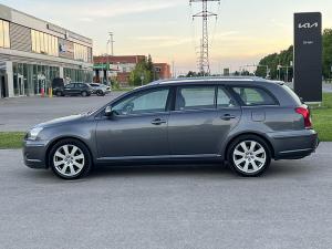 Серый Тойота Авенсис 2008 в Нарва, объемом двигателя 2.00 л и пробегом 312 тыс. км за 1999 €, фото 5 на AUTOMOTO.COM.LV