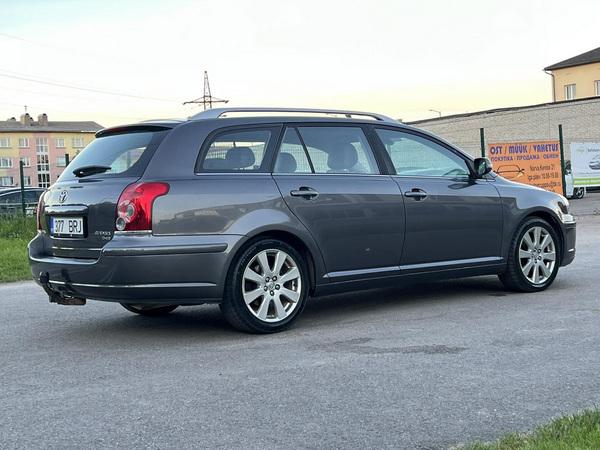 Grey Toyota Avensis 2008 in Narva, with an engine capacity of 2.00 L and mileage of 312 thousand km for 1999 €, photo 7 on AUTOMOTO.COM.LV