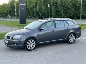 Серый Тойота Авенсис 2008 в Нарва, объемом двигателя 2.00 л и пробегом 312 тыс. км за 1999 €, фото 13 на AUTOMOTO.COM.LV
