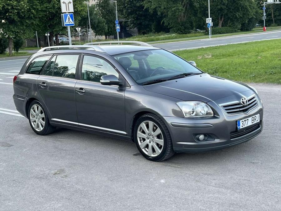 Серый Тойота Авенсис 2008 в Нарва, объемом двигателя 2.00 л и пробегом 312 тыс. км за 1999 €, фото 14 на AUTOMOTO.COM.LV