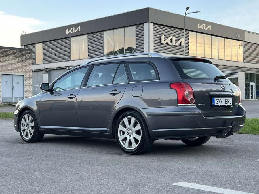 Серый Тойота Авенсис 2008 в Нарва, объемом двигателя 2.00 л и пробегом 312 тыс. км за 1999 €, фото 18 на AUTOMOTO.COM.LV
