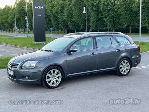 Grey Toyota Avensis 2008 in Narva, with an engine capacity of 2.00 L and mileage of 315 thousand km for 1999 €, photo  on AUTOMOTO.COM.LV
