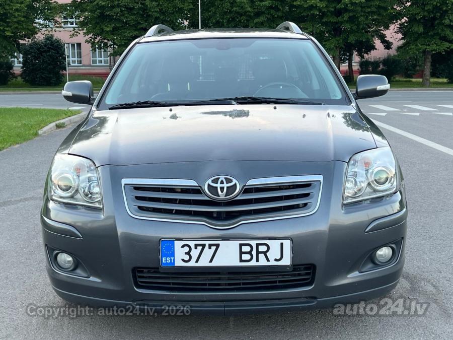 Серый Тойота Авенсис 2008 в Нарва, объемом двигателя 2.00 л и пробегом 315 тыс. км за 1999 €, фото 6 на AUTOMOTO.COM.LV