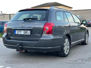 Серый Тойота Авенсис 2008 в Нарва, объемом двигателя 2.00 л и пробегом 315 тыс. км за 1999 €, фото 8 на AUTOMOTO.COM.LV