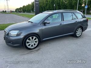 Серый Тойота Авенсис 2008 в Нарва, объемом двигателя 2.00 л и пробегом 315 тыс. км за 1999 €, фото 10 на AUTOMOTO.COM.LV