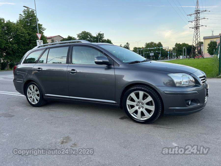 Серый Тойота Авенсис 2008 в Нарва, объемом двигателя 2.00 л и пробегом 315 тыс. км за 1999 €, фото 14 на AUTOMOTO.COM.LV
