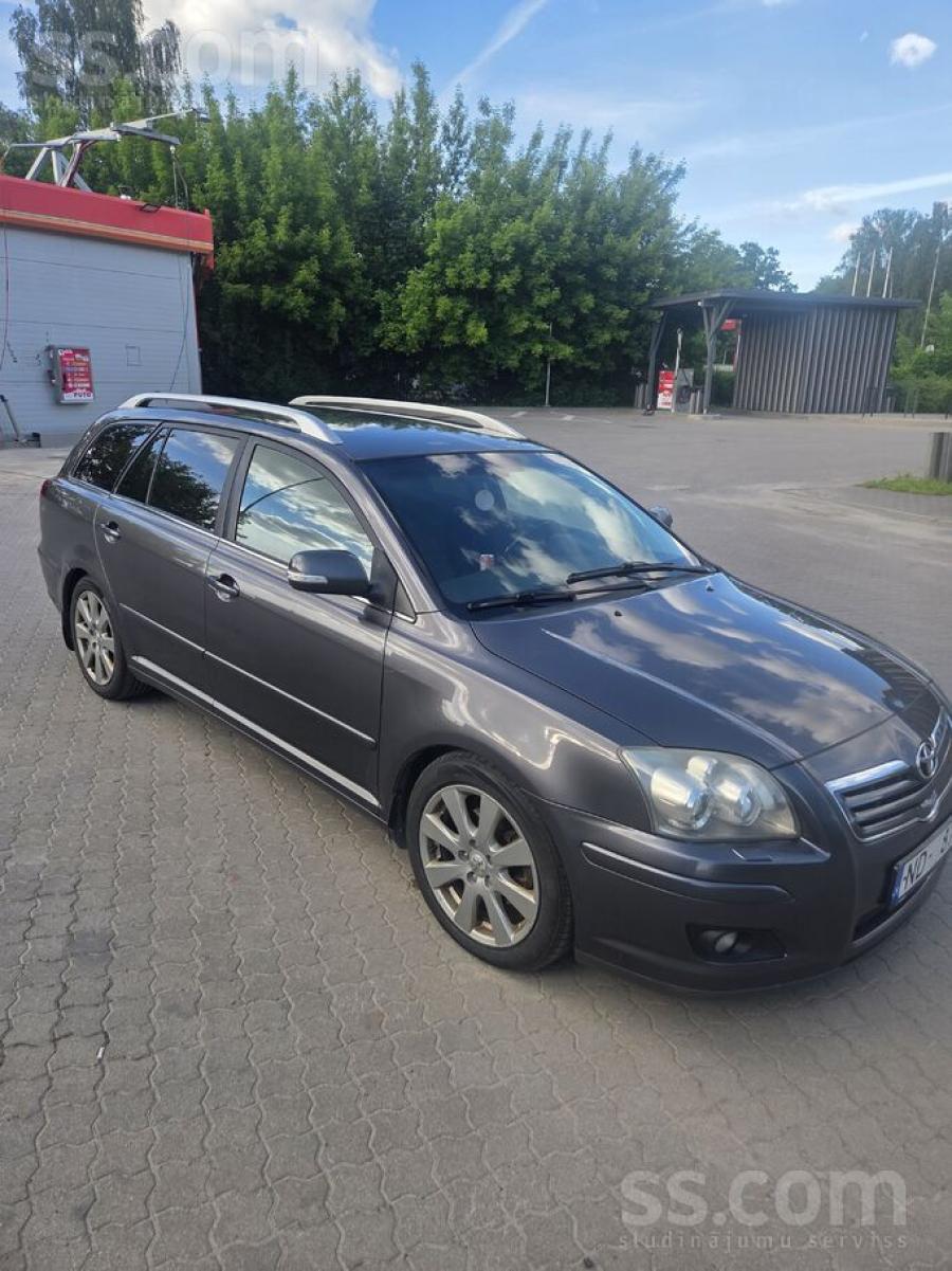 Серый Тойота Авенсис 2008 в Елгава, объемом двигателя 2.20 л и пробегом 360 тыс. км за 2350 €, фото 4 на AUTOMOTO.COM.LV